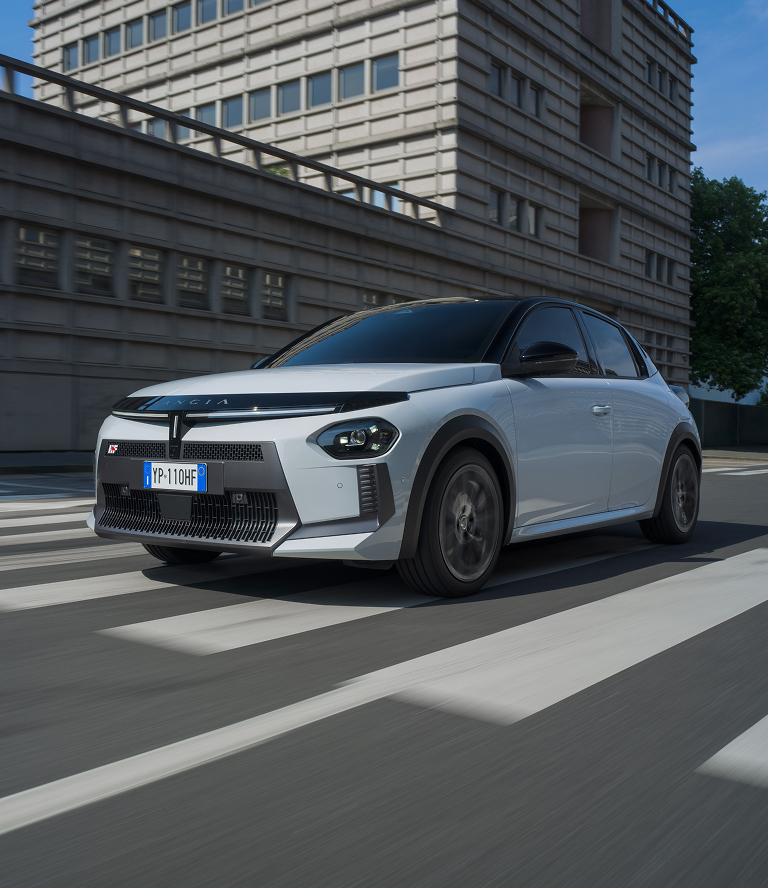 Lancia Ypsilon HF & HF Line | Voiture Premium | Lancia FR