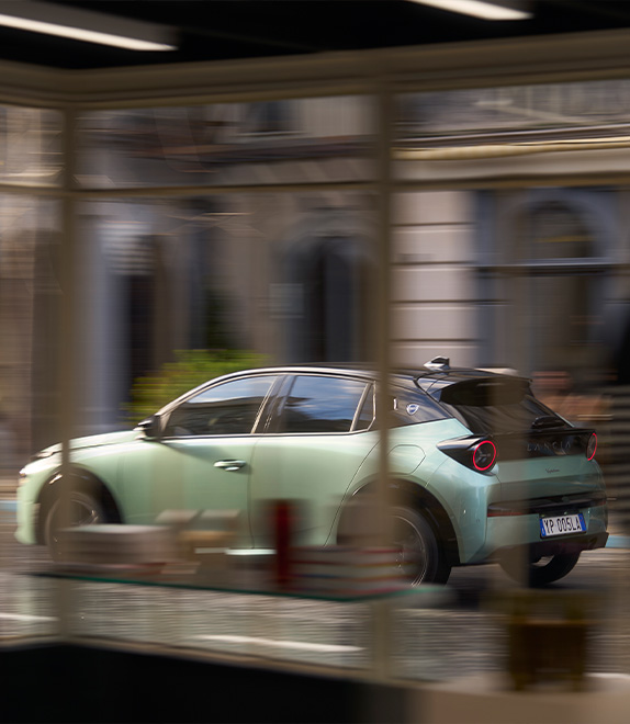 Nouvelle Lancia Ypsilon Ibrida | Voiture Mild Hybride | Lancia FR